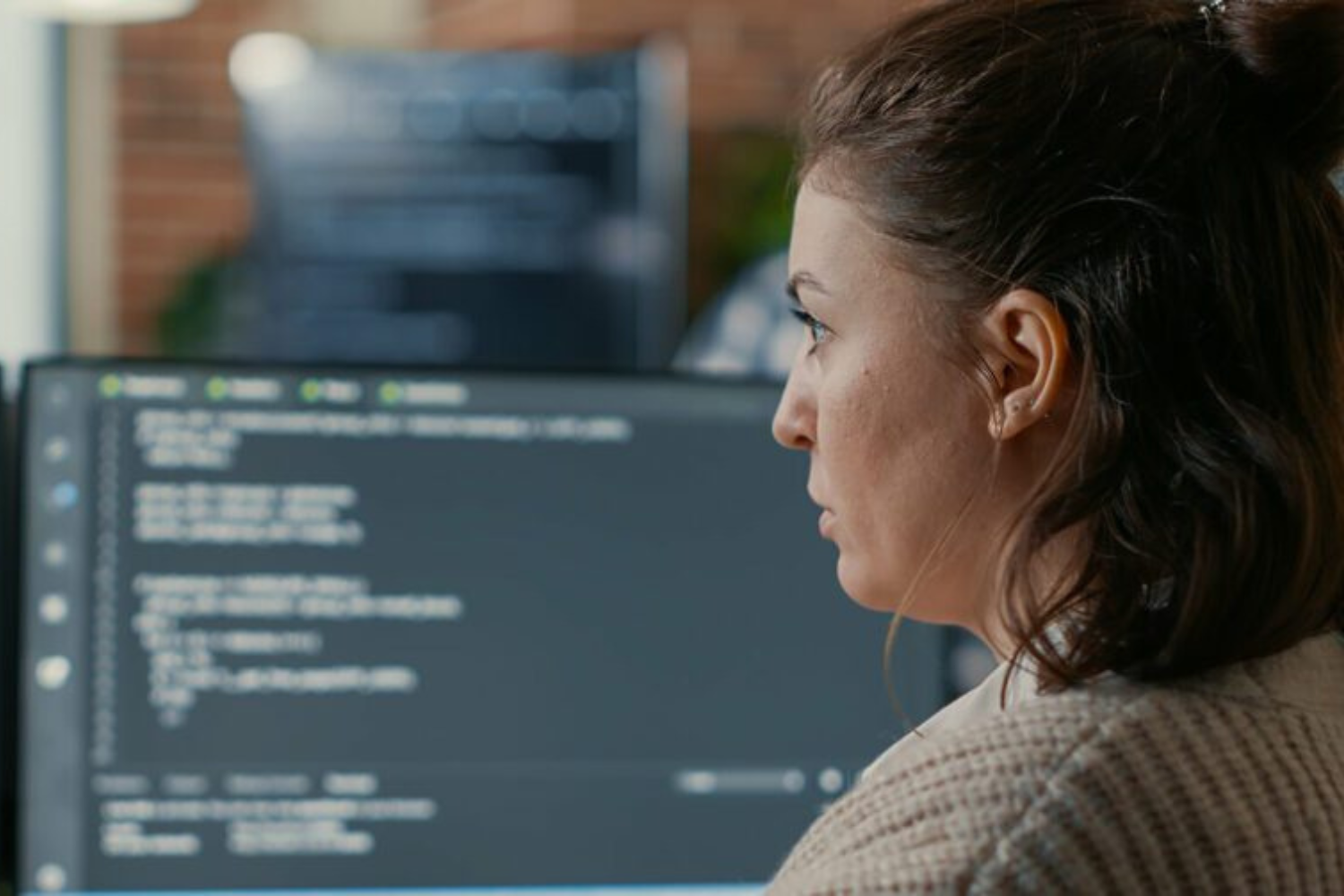 Hiring the right web developer | Altis Technology